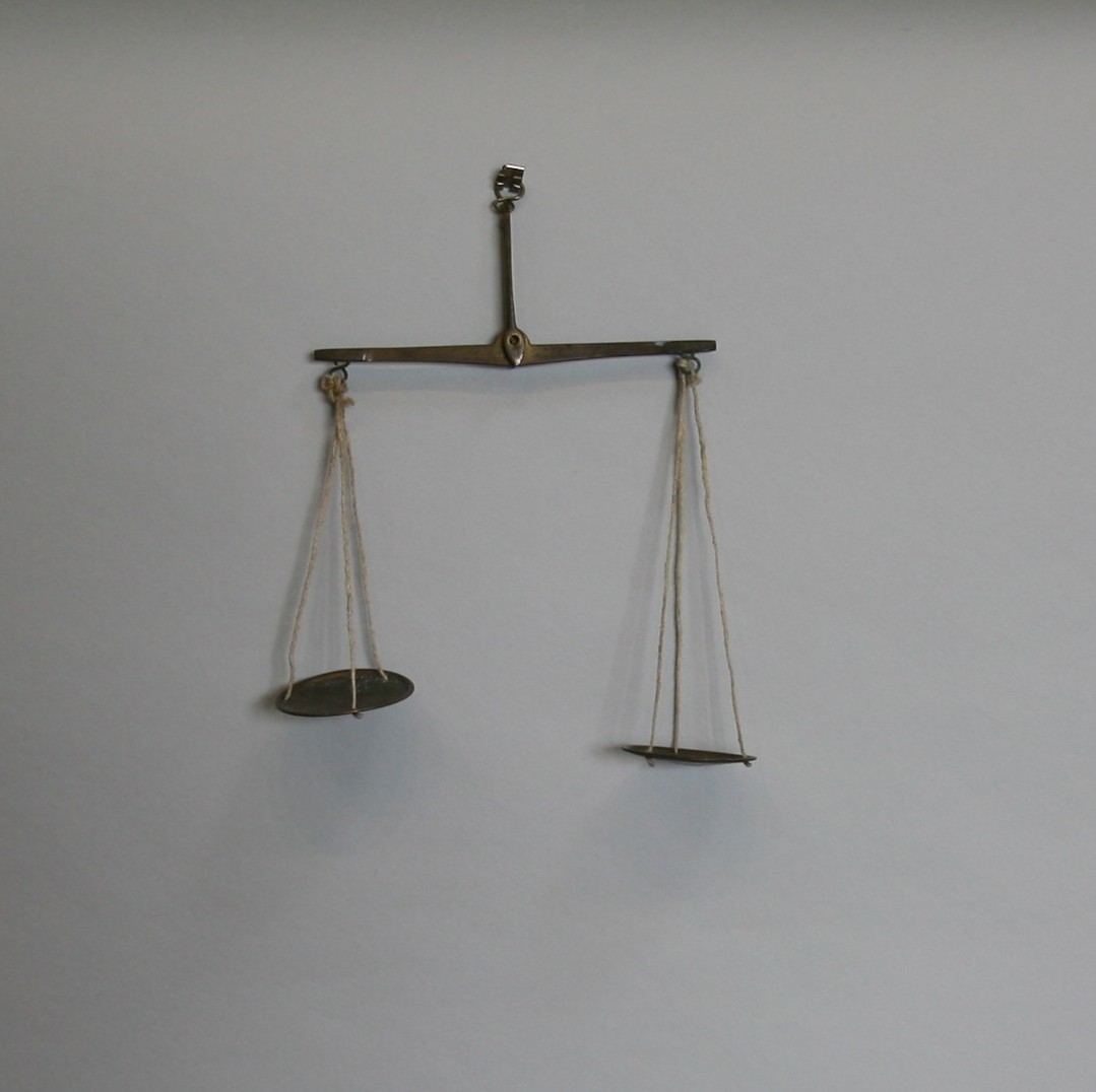 Antique German Coin Scales – Geoff Allnutt Clocks